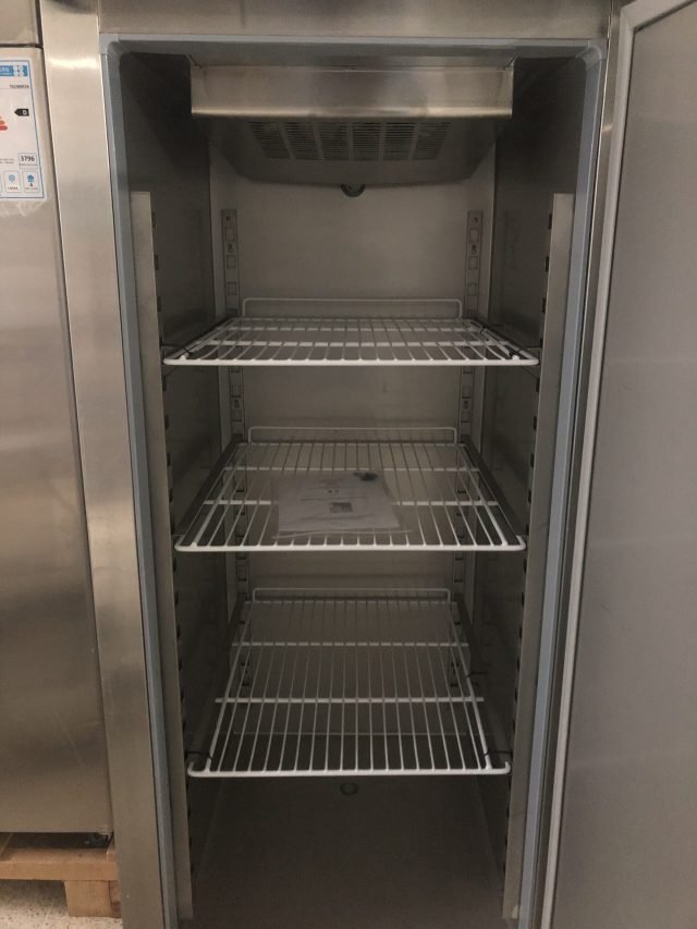 Neveras industriales hechas en Bogotá Colombia - Grupo Zingal